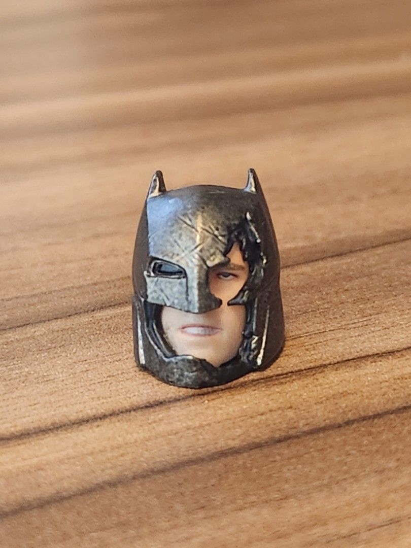 (RARE) Mafex Armored Batman Broken Helmet Accessories not Manipple from ...