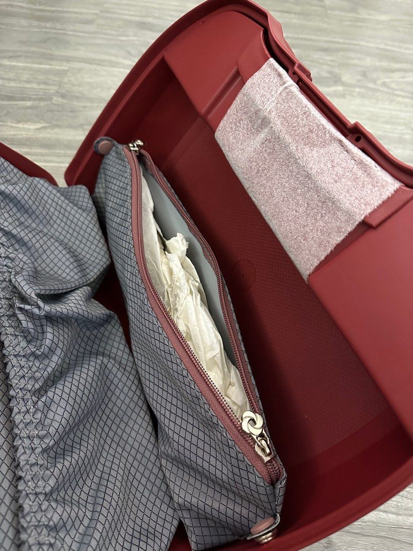 RARE Samsonite Epsilon Beauty Train Case Luggage Bag, 興趣及遊戲, 旅行, 旅遊 ...