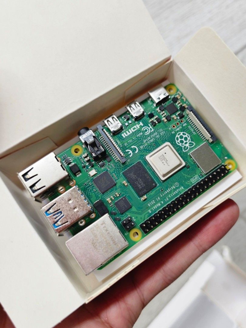Raspberry Pi 4 Model B 4Gb RAM Basic Kit, Computers & Tech, Laptops ...