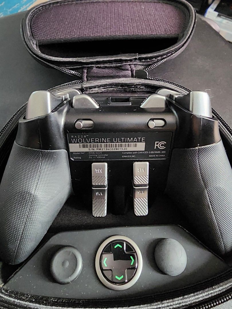 Razer Wolverine Ultimate wired controller for PC and Xbox, Video Gaming ...