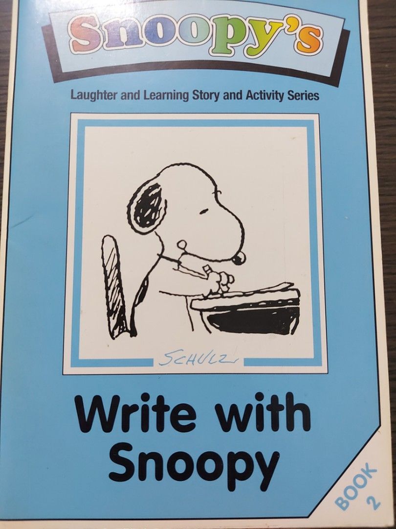 幼兒小書：Snoopy's , Write with Snoopy, 興趣及遊戲, 書本 & 文具, 小朋友書 - Carousell