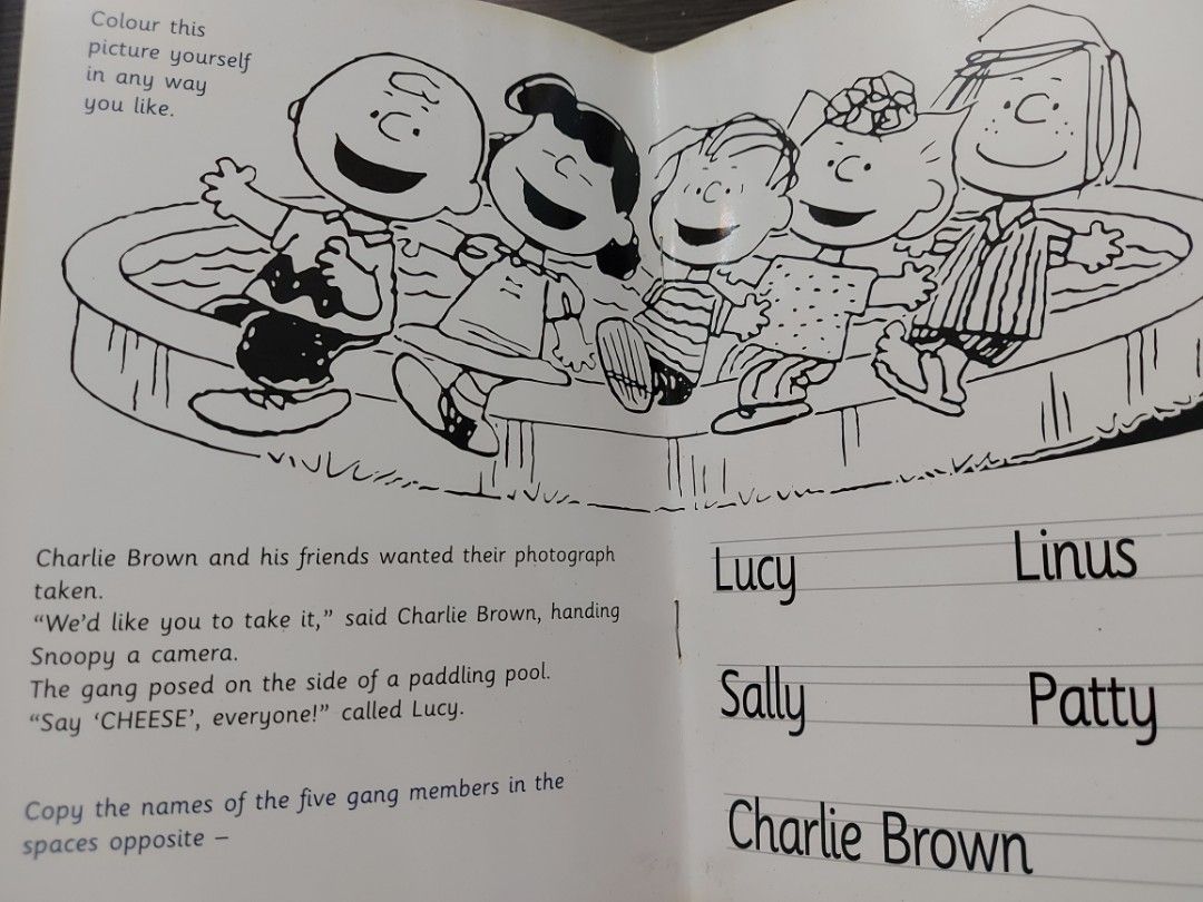 幼兒小書：Snoopy's , Write with Snoopy, 興趣及遊戲, 書本 & 文具, 小朋友書 - Carousell