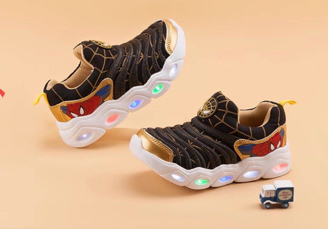 Spider-Man lightning shoes, Babies & Kids, Babies & Kids Fashion on ...