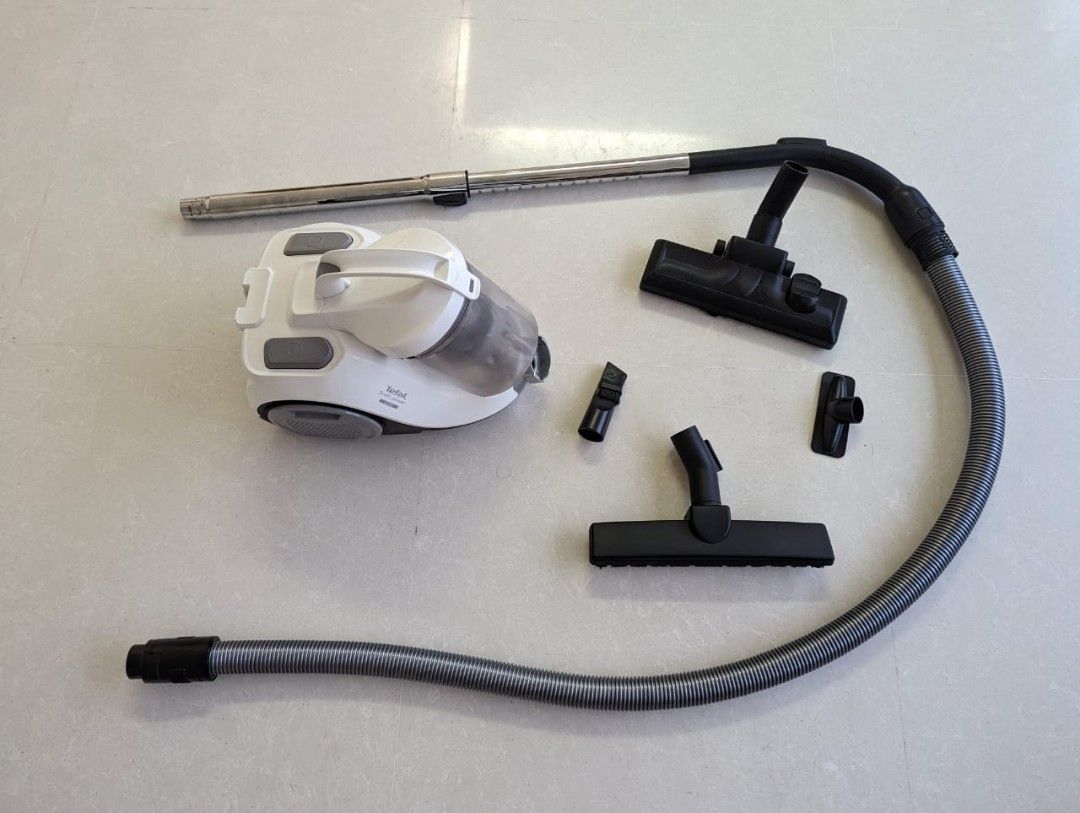 Tefal swift power cyclonic vaccum cleaner, TV & Home Appliances, Vacuum ...