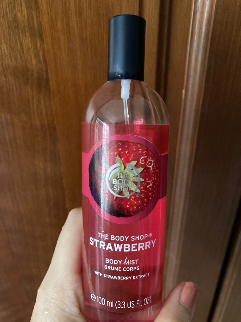 The body shop strawberry body mist, Beauty & Personal Care, Fragrance ...