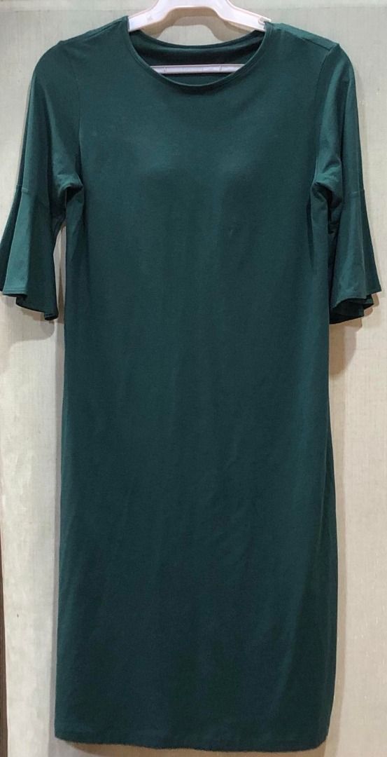 Uniqlo Built In Bra Midi Black T Shirt Dress On Carousell