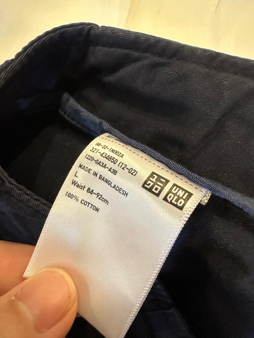 Uniqlo Navy Blue Berms, Men's Fashion, Bottoms, Shorts on Carousell