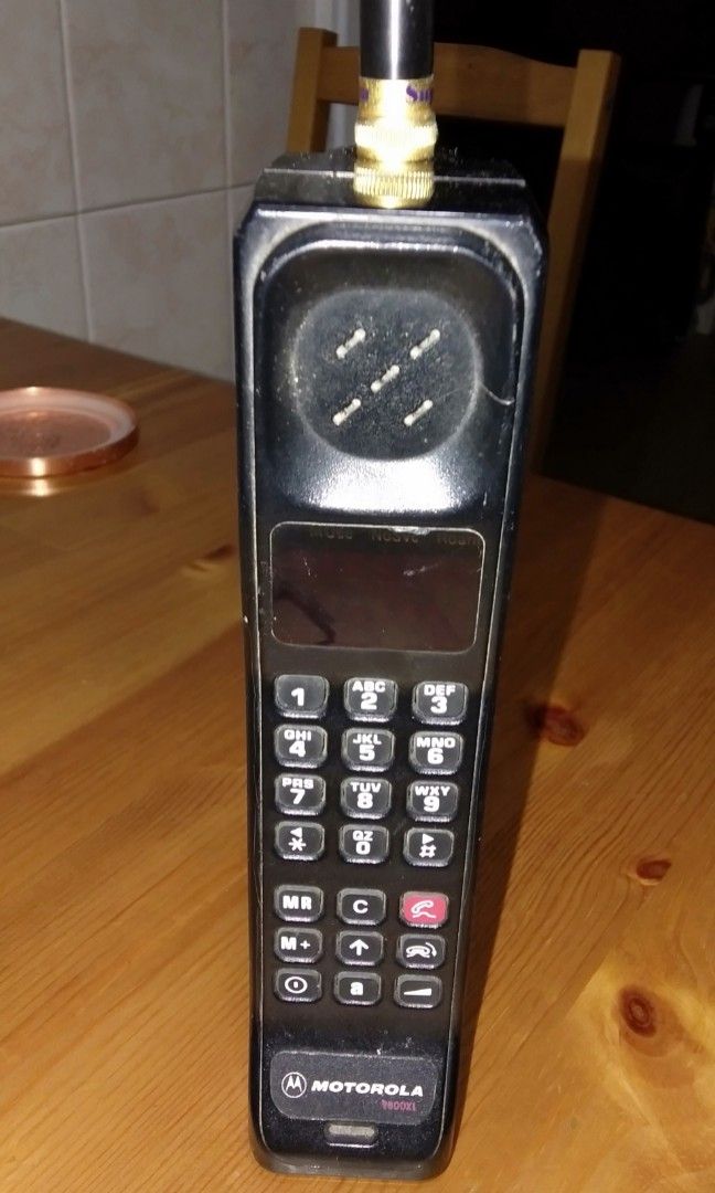 Vintage Motorola mobile phone ( for deplay only), Hobbies & Toys ...