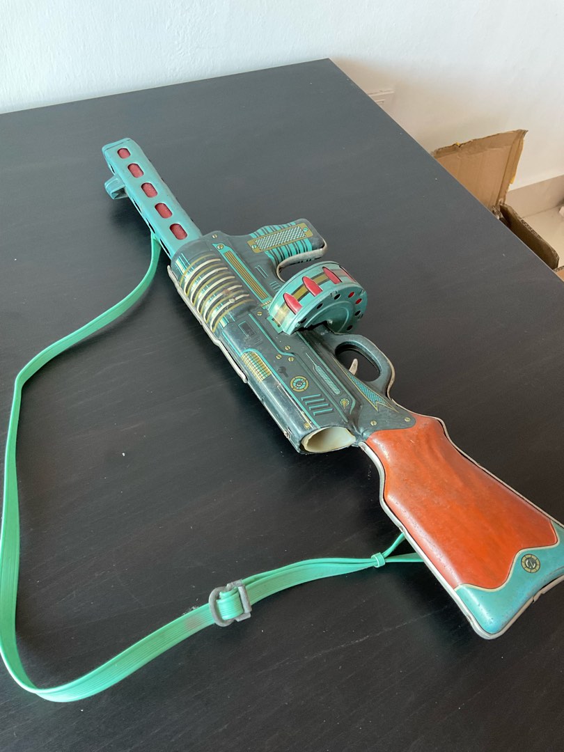 Vintage Space Machine Gun 1960s, Hobbies & Toys, Toys & Games on Carousell