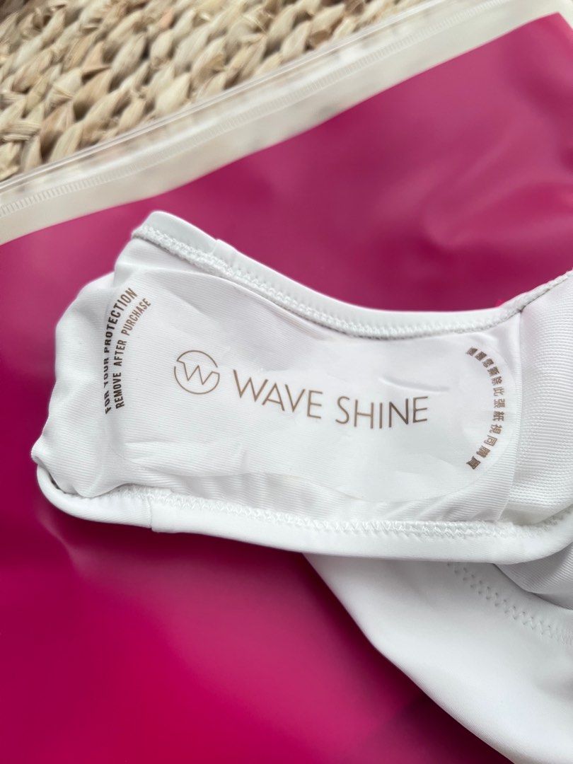 WAVE SHINE 二代 完美深V連身泳衣, 她的時尚, 泳衣、潛水衣, 泳裝/比基尼在旋轉拍賣