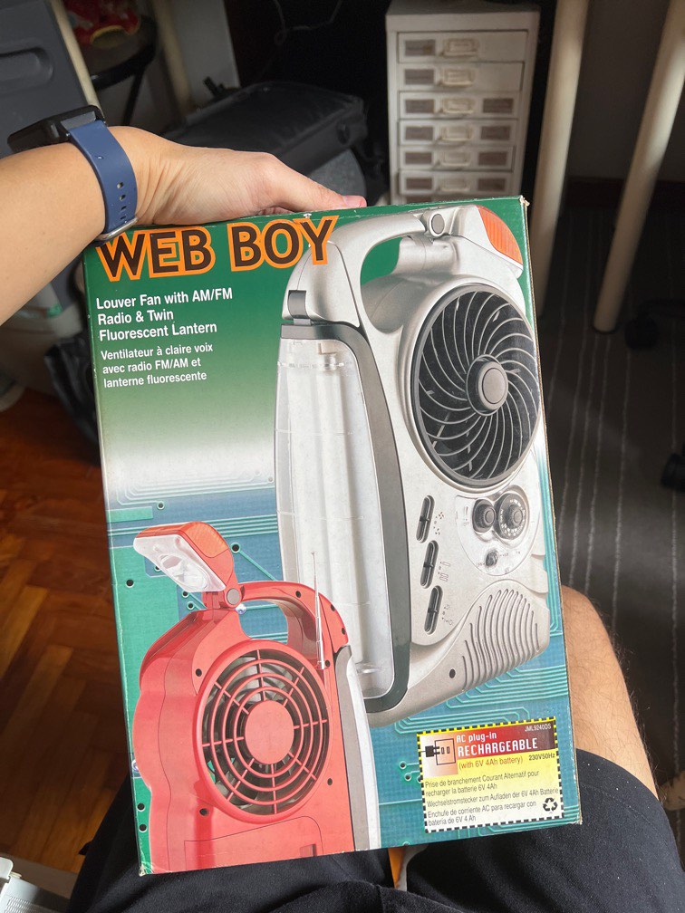 Web Boy radio with flashing lights and siren, Sports Equipment, Hiking ...