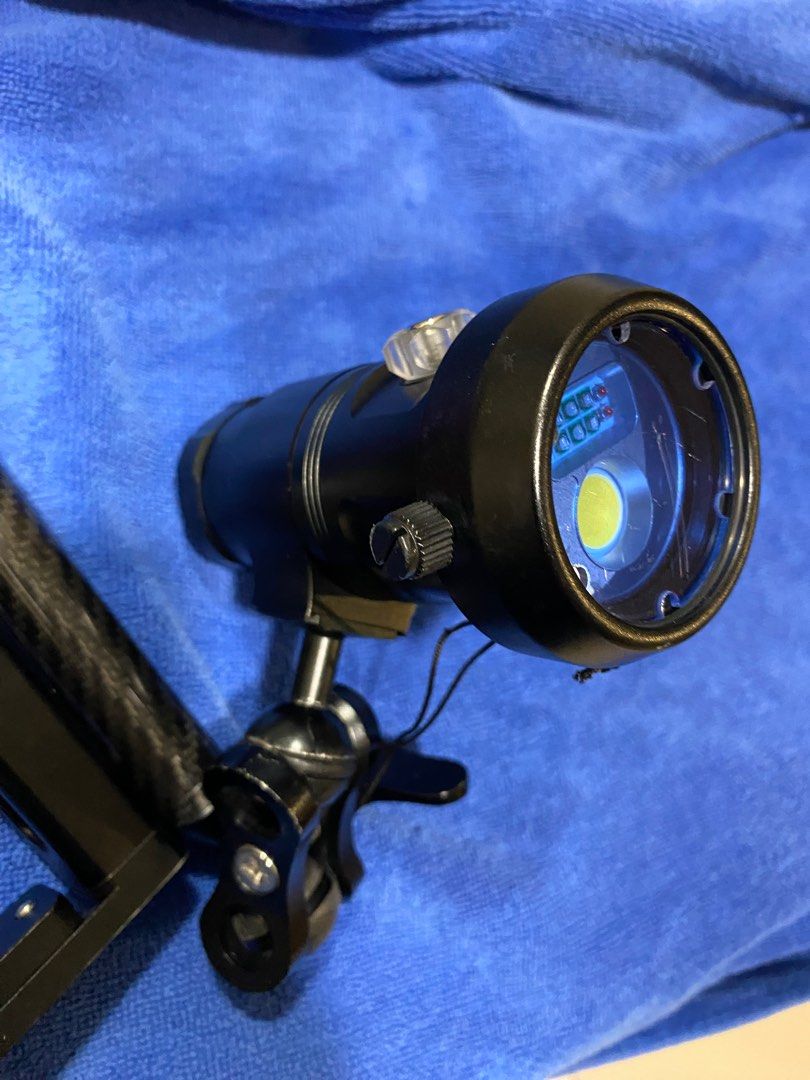 X-ADVENTURER M3000-WRUA 3IN1 SMART FOCUS VIDEO LIGHT (WIDE LIGHT + RED ...