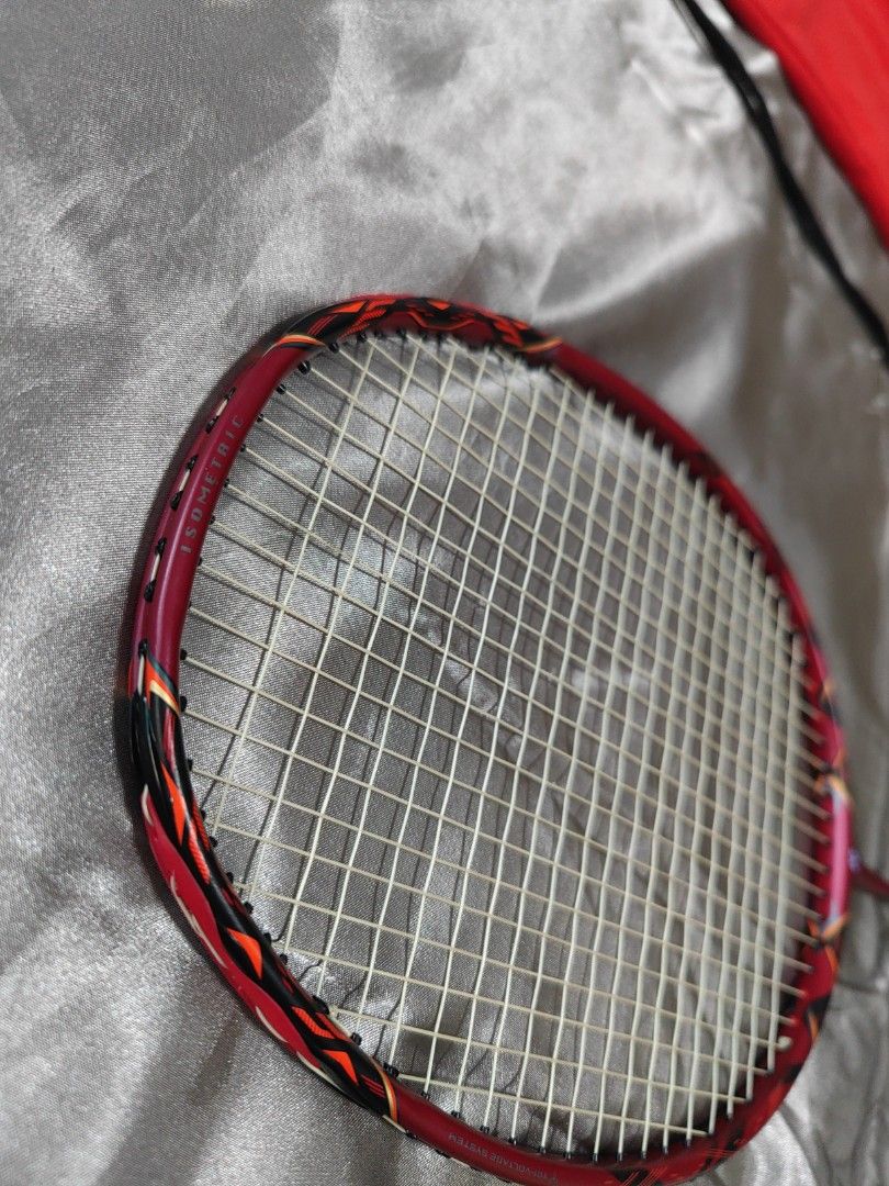 Yonex Voltric 80 Etune Badminton Racket, Sports Equipment, Sports ...