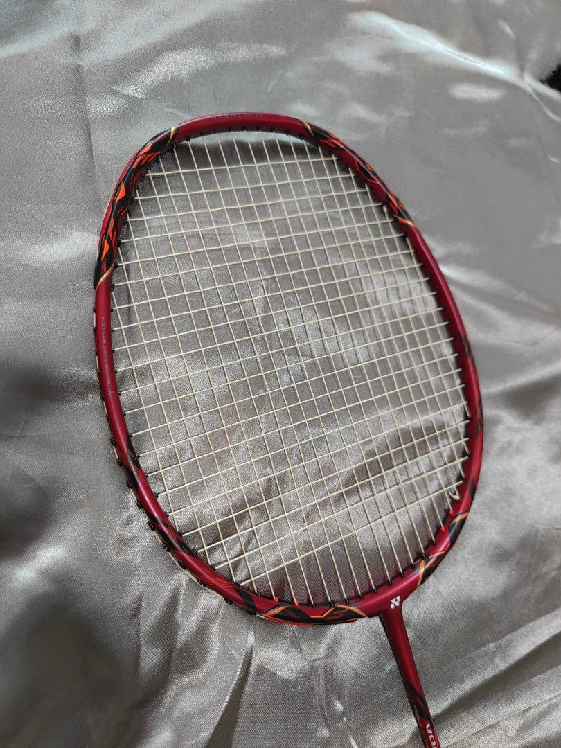 Yonex Voltric 80 Etune Badminton Racket, Sports Equipment, Sports & Games, Racket & Ball Sports ...