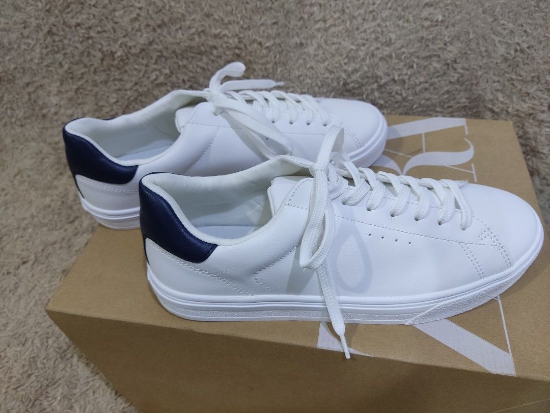 ZARA MENS BASIC WHITE SHOES on Carousell