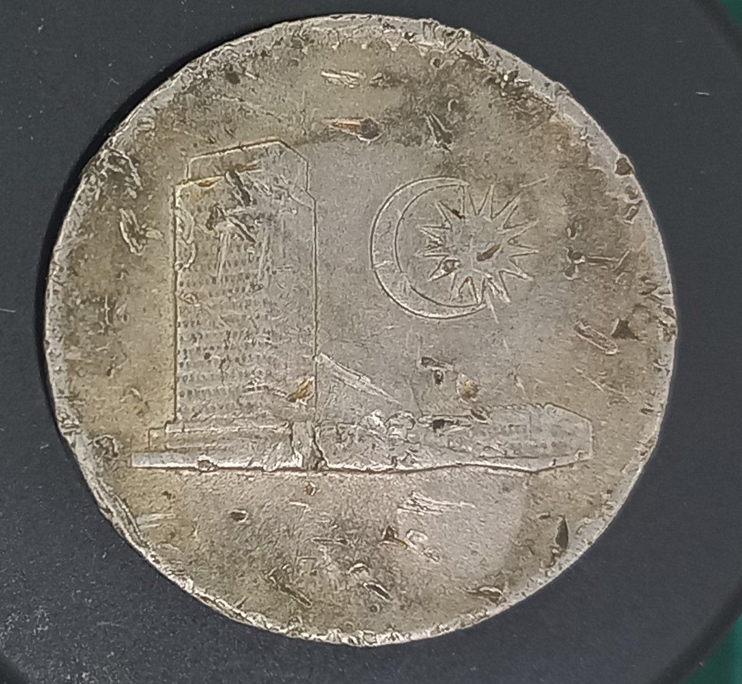 1981 10 Cent Malaysia - Condition Parlimen Under Attack, Hobbies & Toys, Collectibles ...