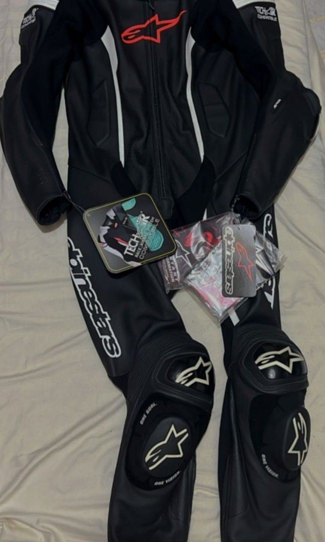 ALPINE STARS RACING SUIT, Motorcycles, Motorcycle Apparel on Carousell