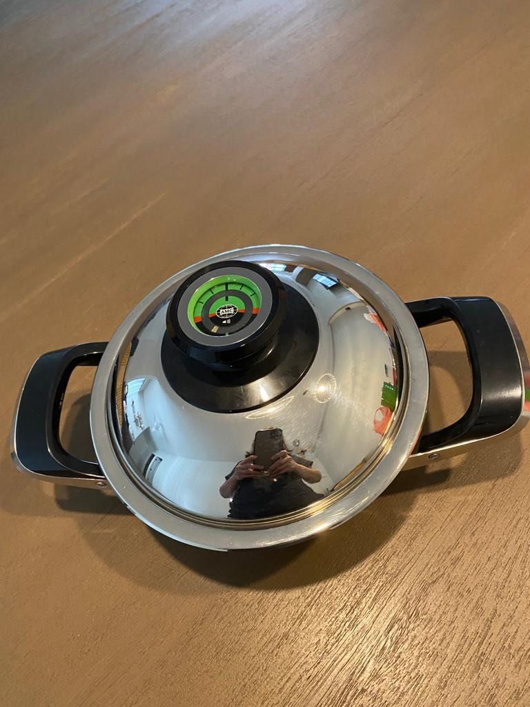 AMC pot, Furniture & Home Living, Kitchenware & Tableware, Cookware ...