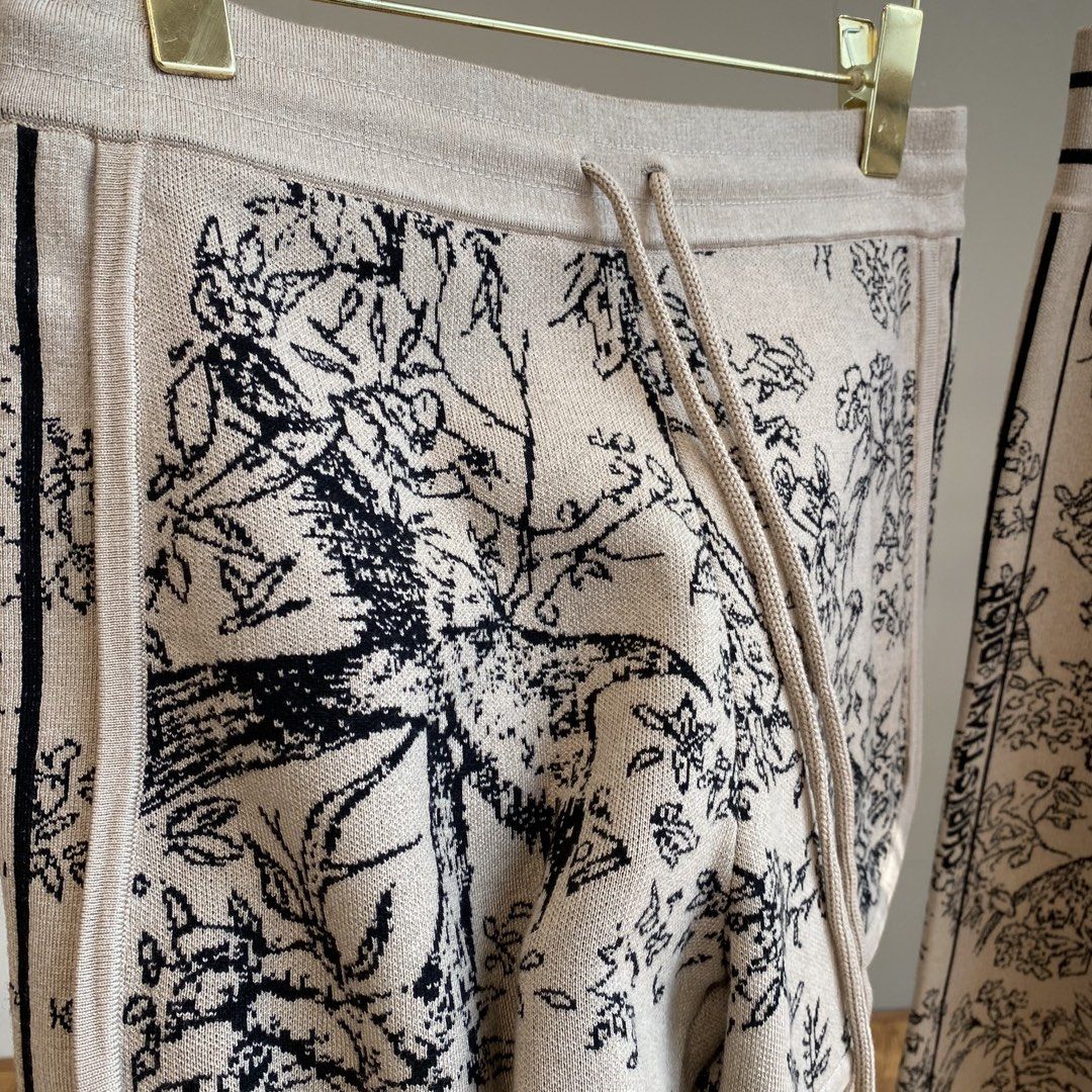 Authentic dior jungle world series sets, Women's Fashion, Bottoms ...