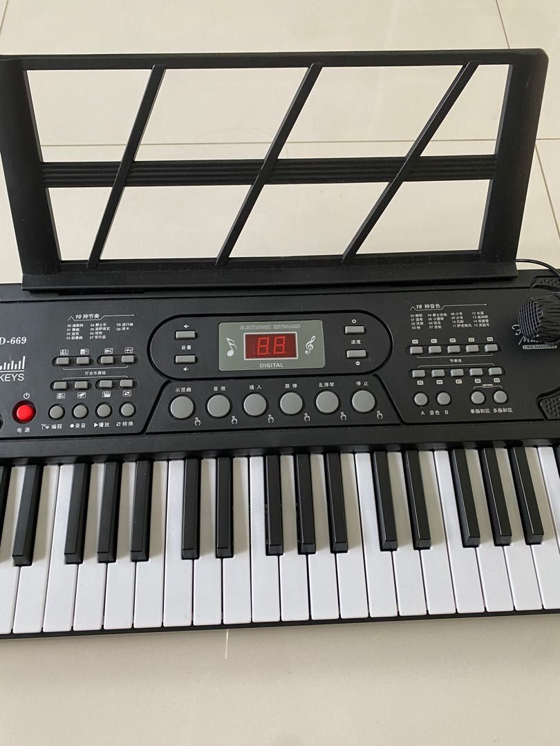 BD 669 Keyboard, Hobbies & Toys, Music & Media, Musical Instruments on ...