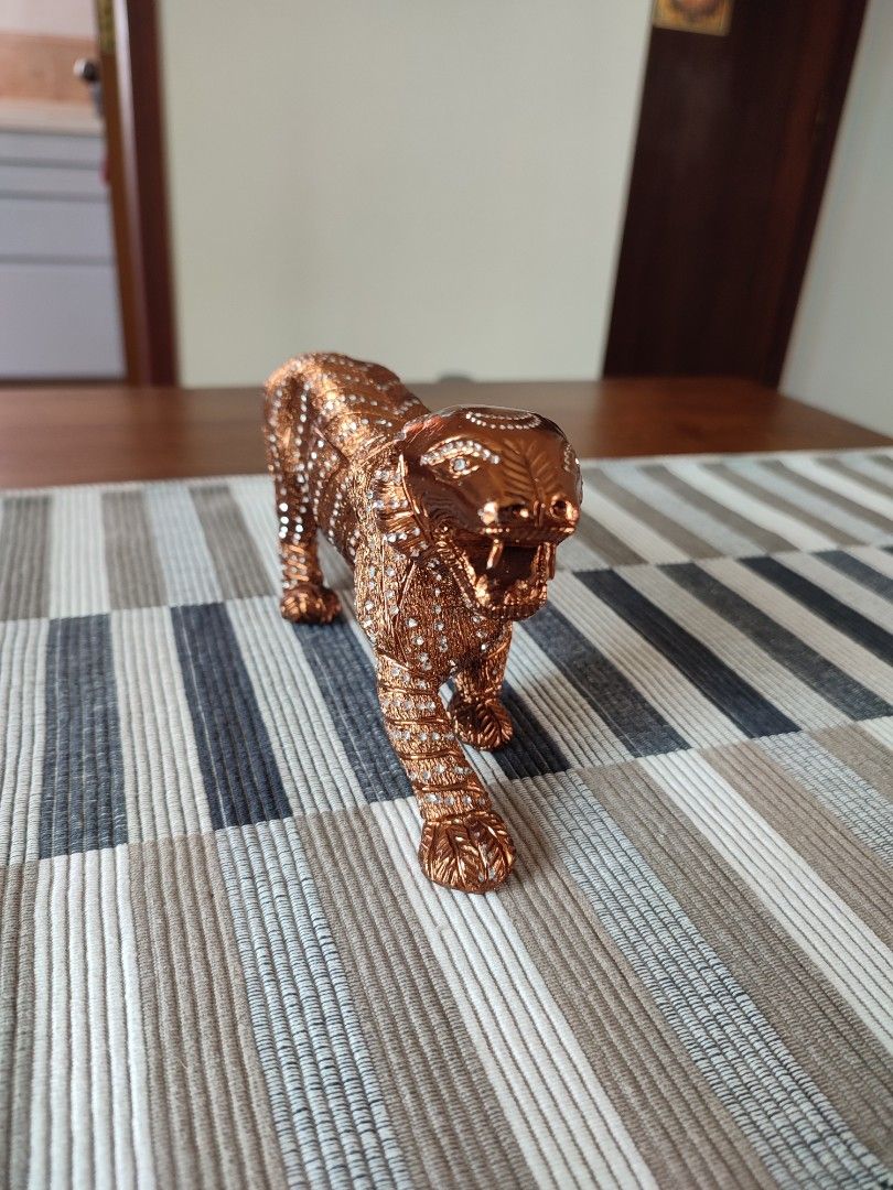 Beautiful Ornate Twin Tiger Figurines, Furniture & Home Living, Home ...