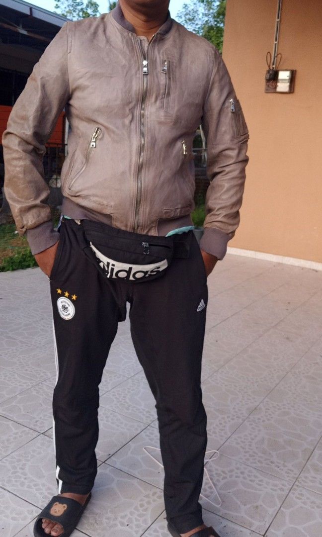 Bomba jacket Leather ( pit 20/L 24), Women's Fashion, Coats, Jackets ...