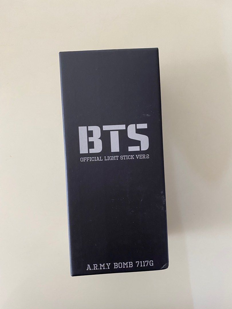 BTS lightstick version 2, Hobbies & Toys, Memorabilia & Collectibles, K ...