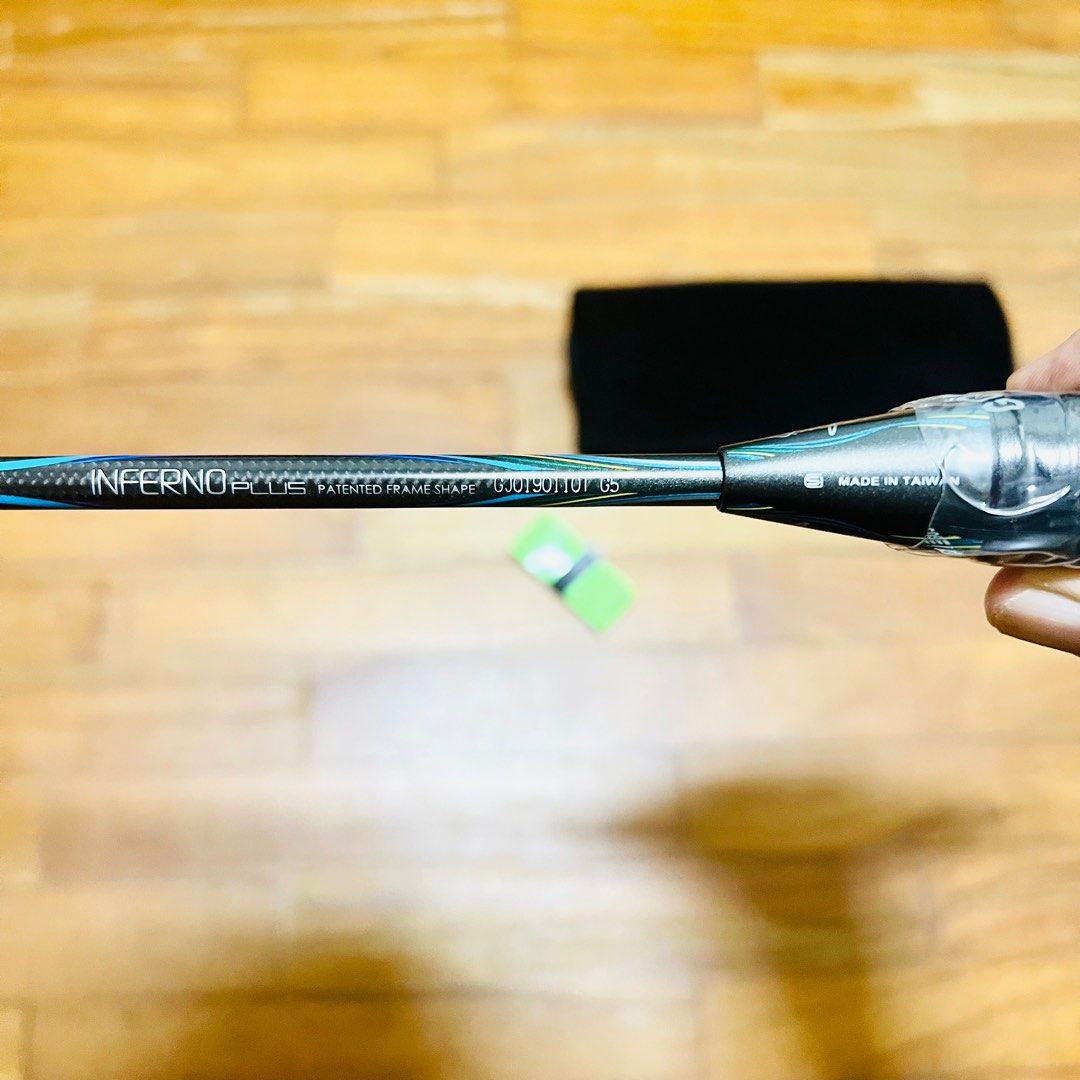 [Bundle] Brand New Gosen Inferno Plus Badminton Racket Made in Taiwan ...