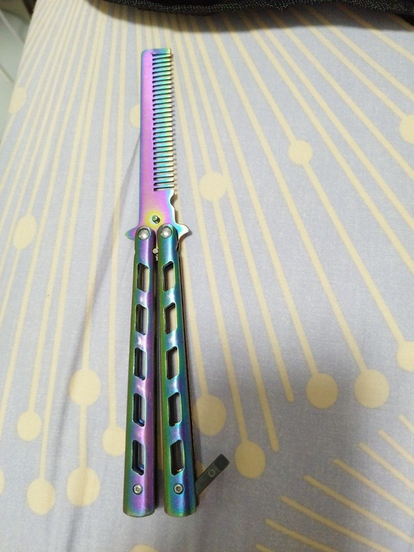 Butterfly Comb, Hobbies & Toys, Toys & Games on Carousell