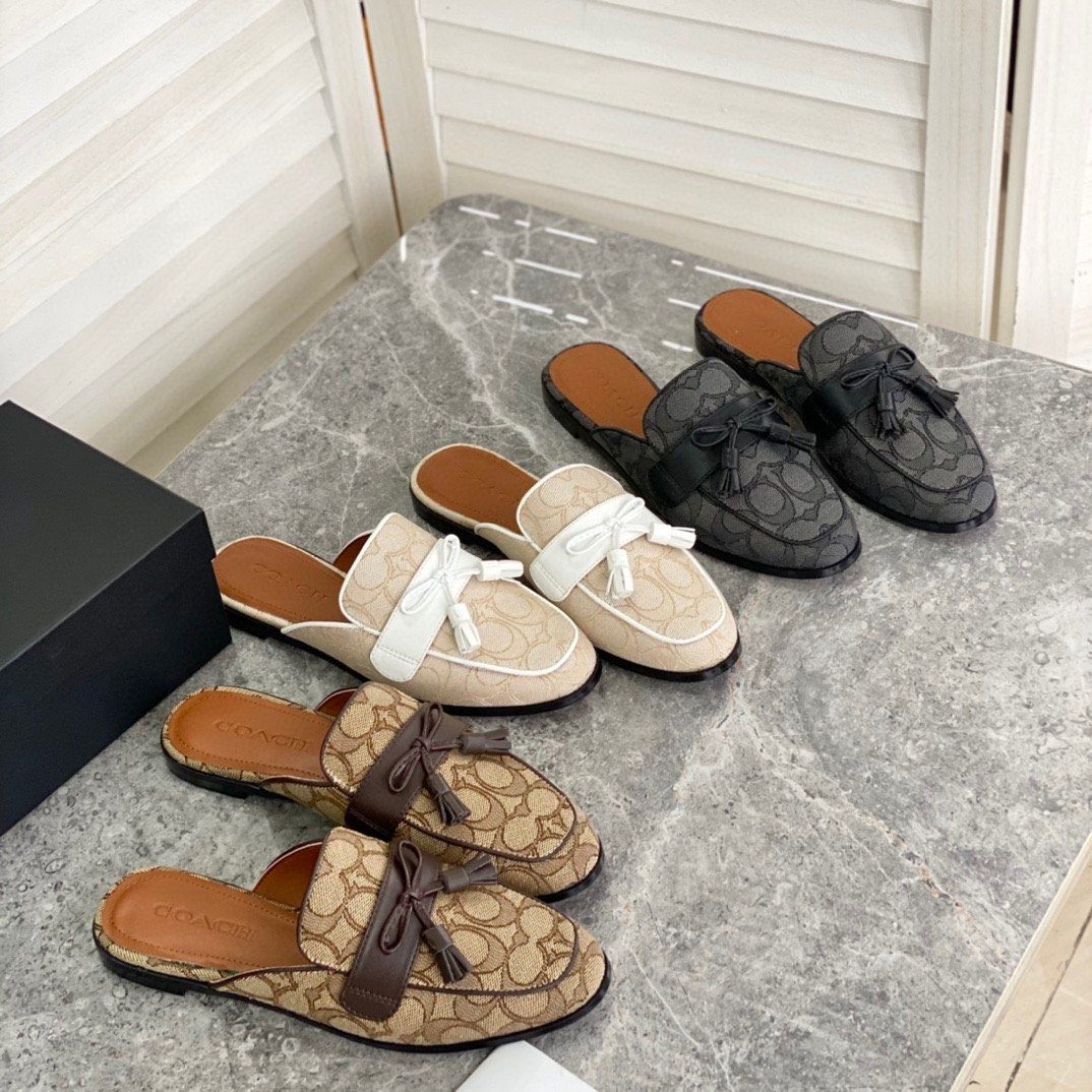 Coach Slipper Lady Shoes, Women's Fashion, Footwear, Sandals on Carousell