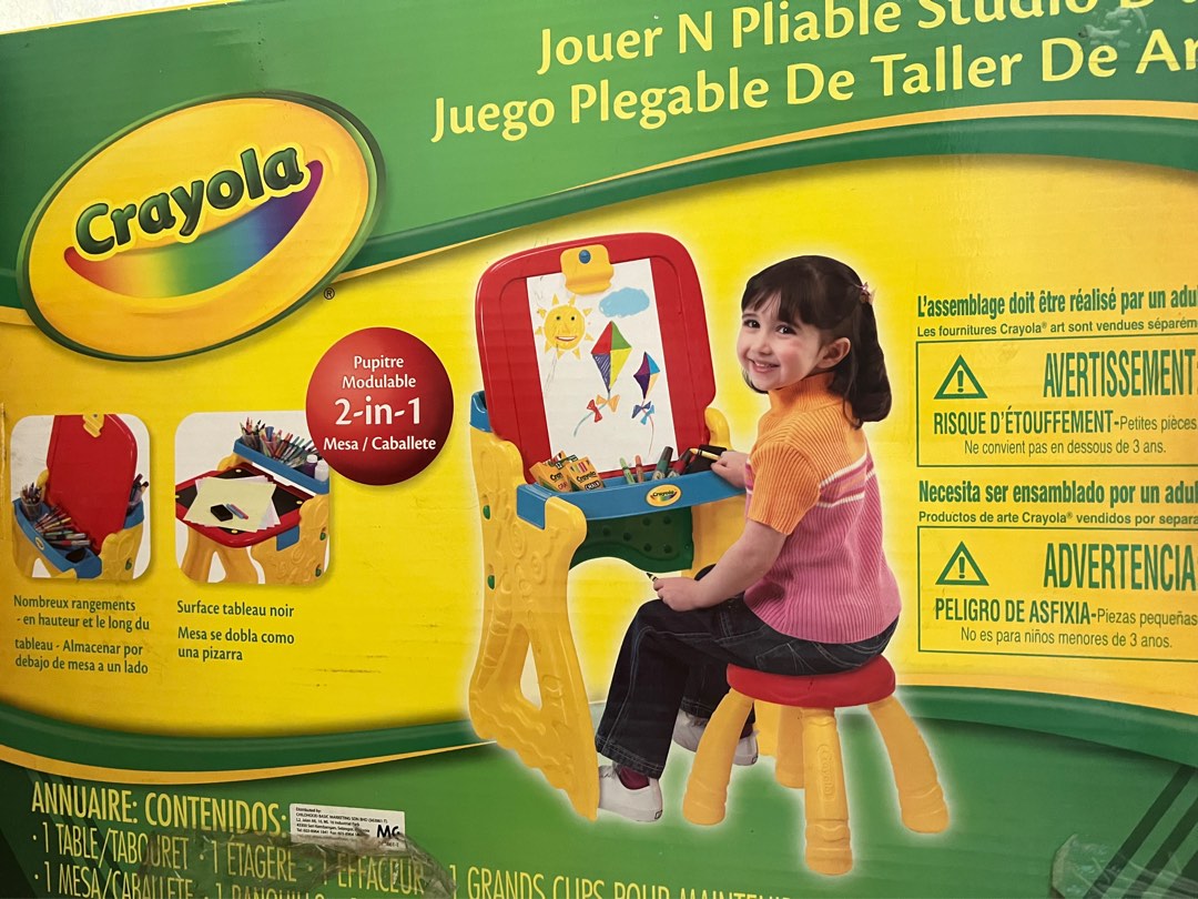 Crayola Drawing Big Easel with chair, Babies & Kids, Infant Playtime on ...