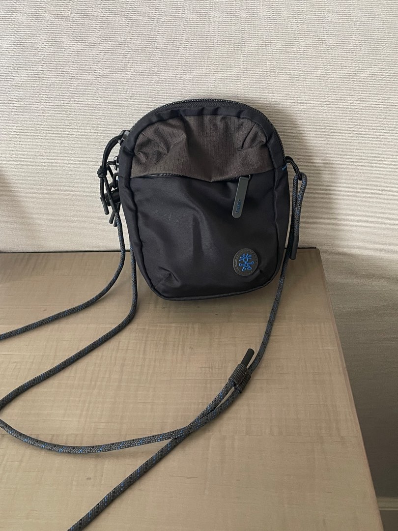 Crumpler - The Goose, Men's Fashion, Bags, Sling Bags on Carousell