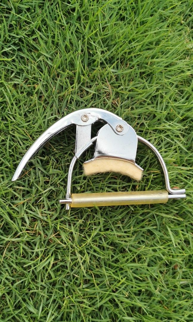 D'astro Guitar Capo on Carousell