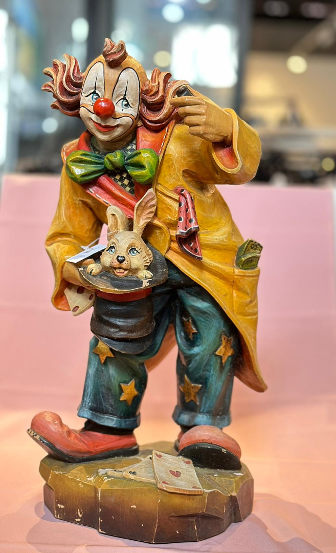 Demetz Patrick "Magician" clown wood carving, Furniture & Home Living ...