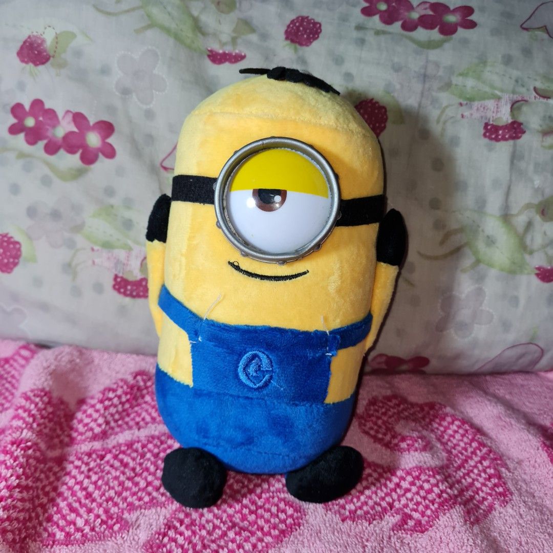 Despicable Me Minions Stuffed Toy / Plushie, Hobbies & Toys, Toys ...