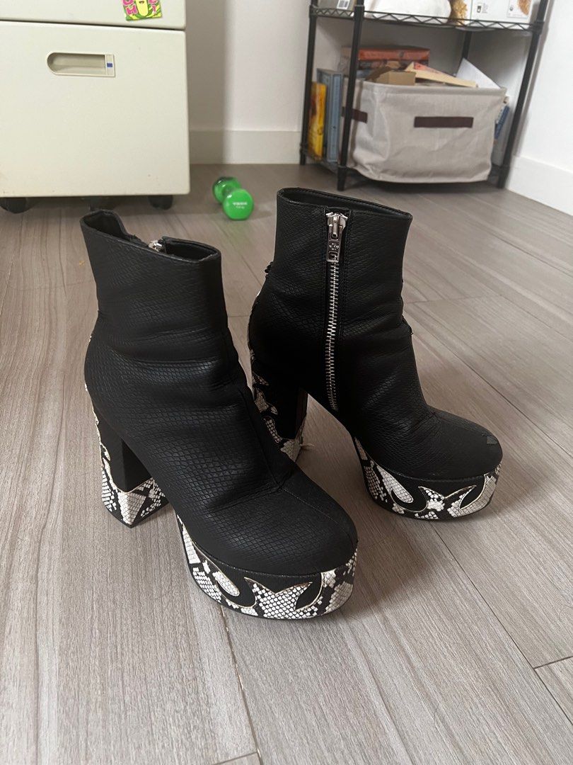 DOLLSKILL Harajuku platform boots on Carousell