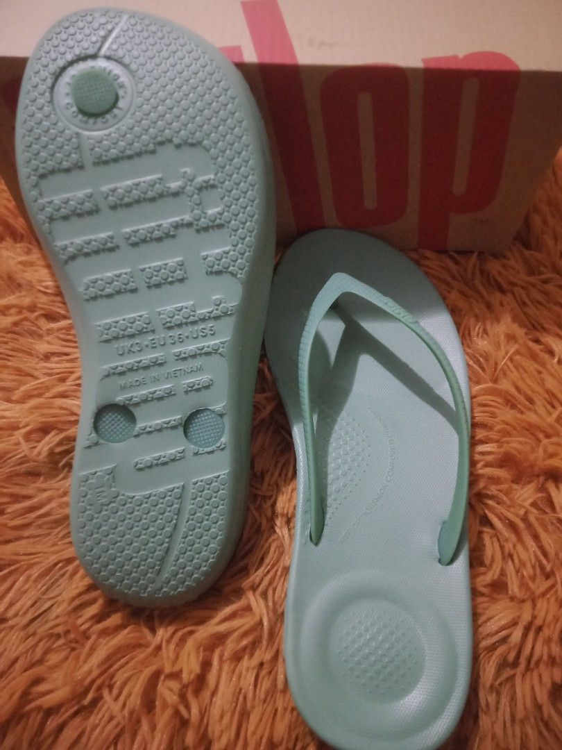 Fitflops Original, Women's Fashion, Footwear, Slippers and slides on ...