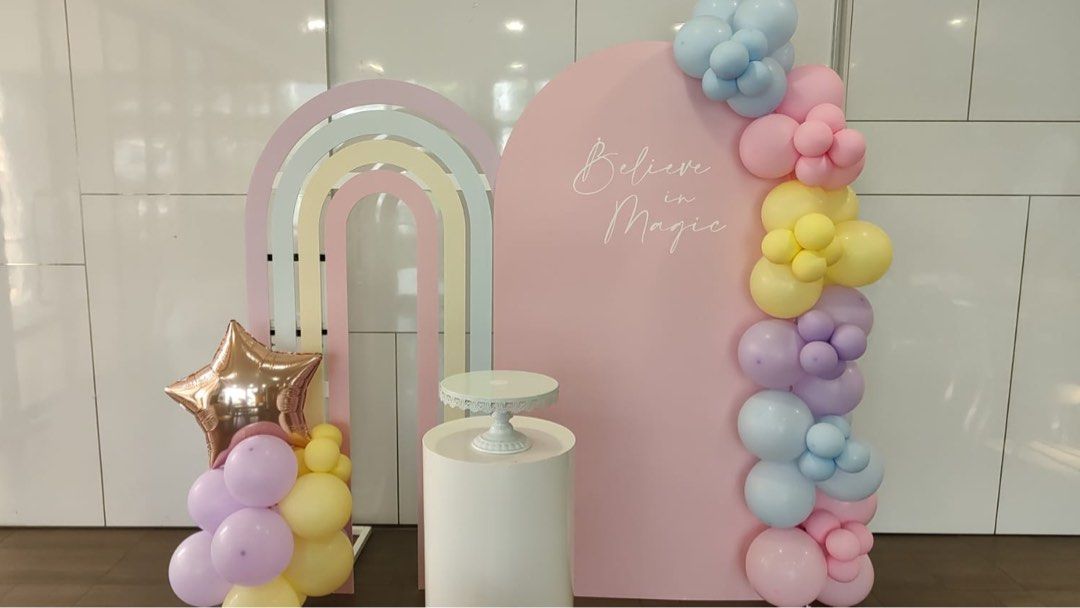 Foam board arch board balloon garland backdrop dessert table setup ...