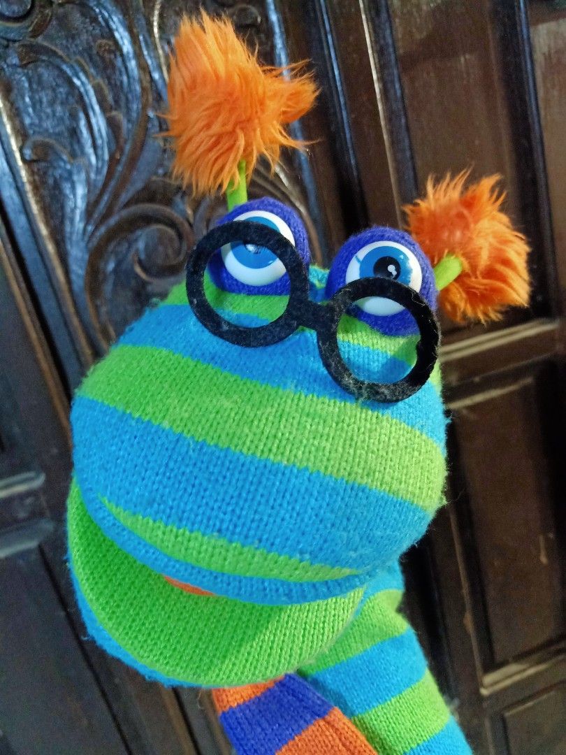 GEEK WORM HAND PUPPET, Hobbies & Toys, Toys & Games on Carousell