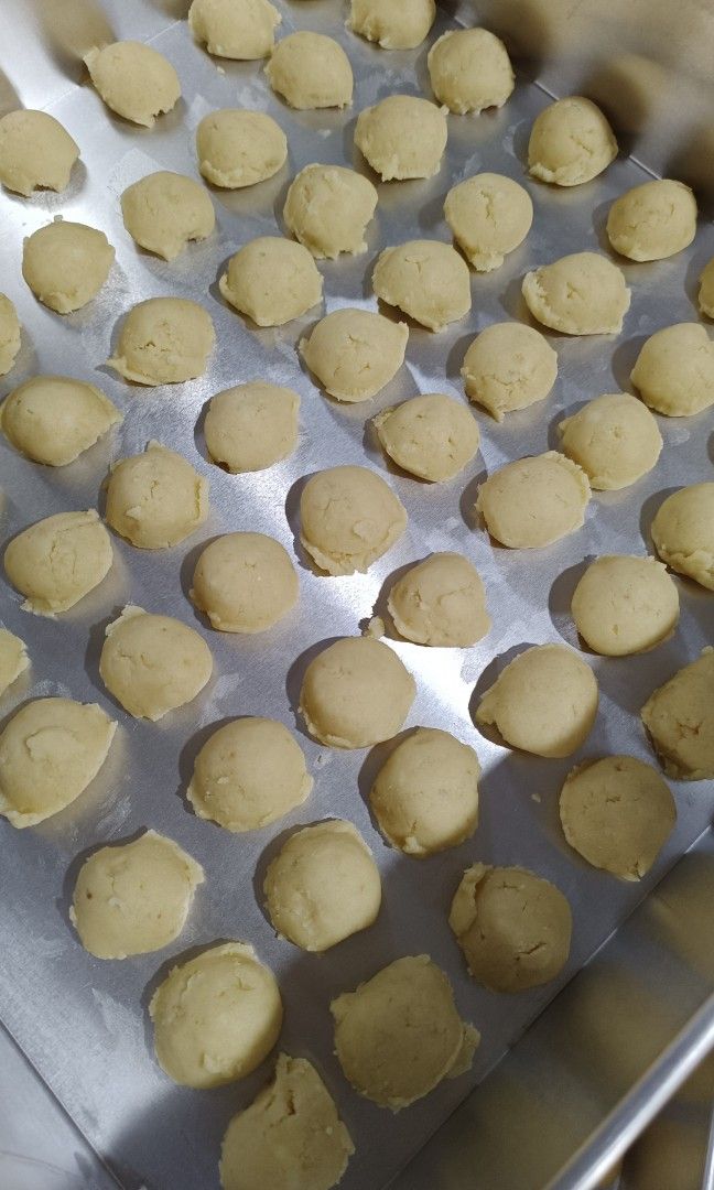 Hari Raya cookies, Food & Drinks, Homemade Bakes on Carousell