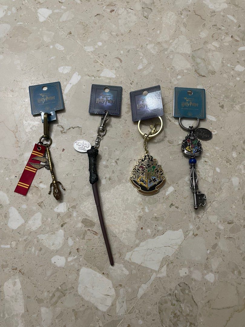 Harry Potter official keychains !, Everything Else on Carousell