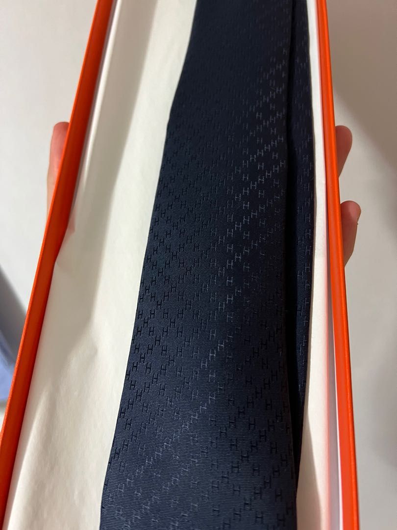 Hermes basic blue tie, Men's Fashion, Watches & Accessories, Ties on ...