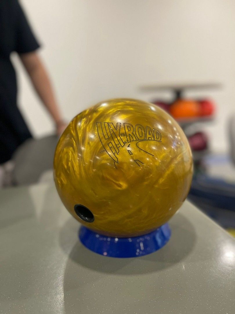 Hyroad gold bowling ball, Sports Equipment, Sports & Games, Billiards ...