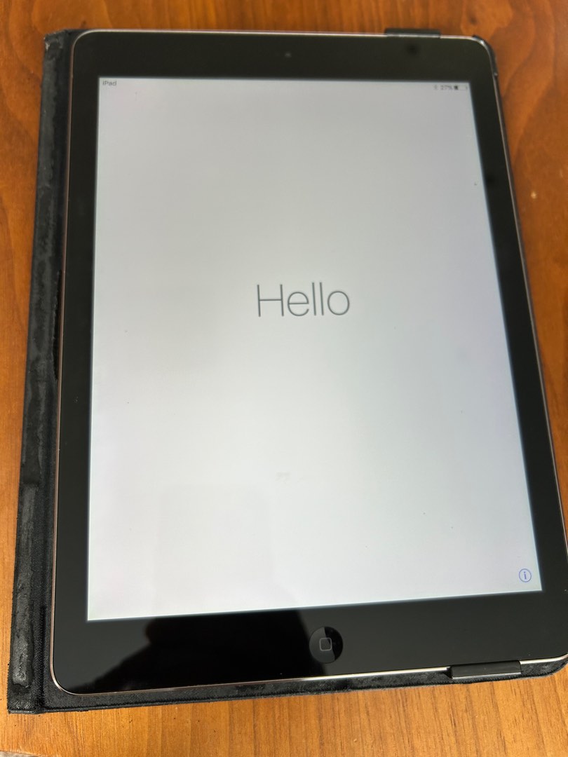 iPad Air - seldom used pristine 16GB, Mobile Phones & Gadgets, Tablets ...