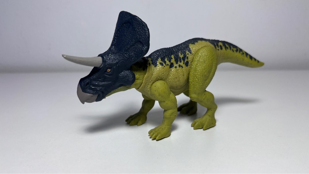 Jurassic World Zuniceratops, Hobbies & Toys, Toys & Games on Carousell