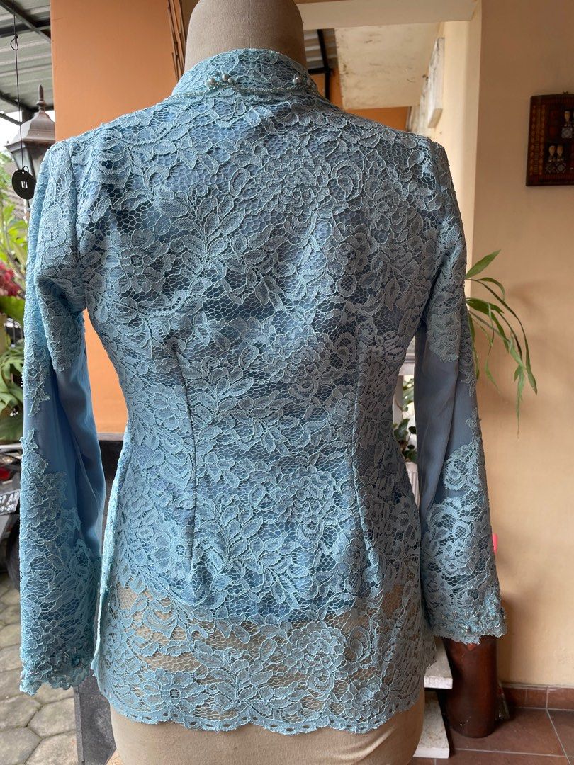 Kebaya brokat biru kondangan wisuda, Fesyen Wanita, Pakaian Wanita ...