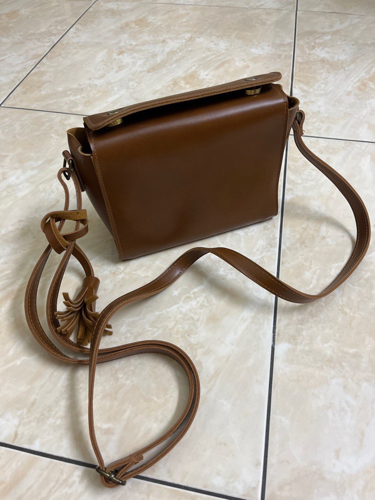 Korea Sling Bag, Women's Fashion, Bags & Wallets, Cross-body Bags on ...