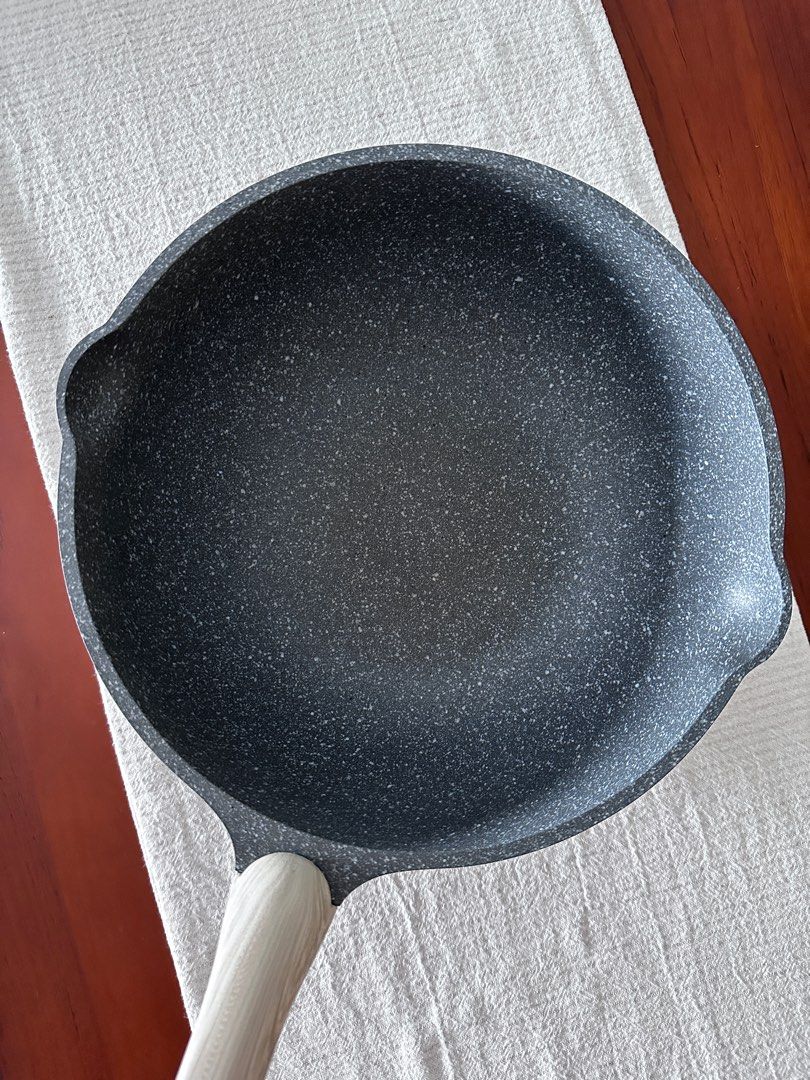 La Gourmet | SHOGUN GRANITE PLUS 28CM WOK, Furniture & Home Living ...