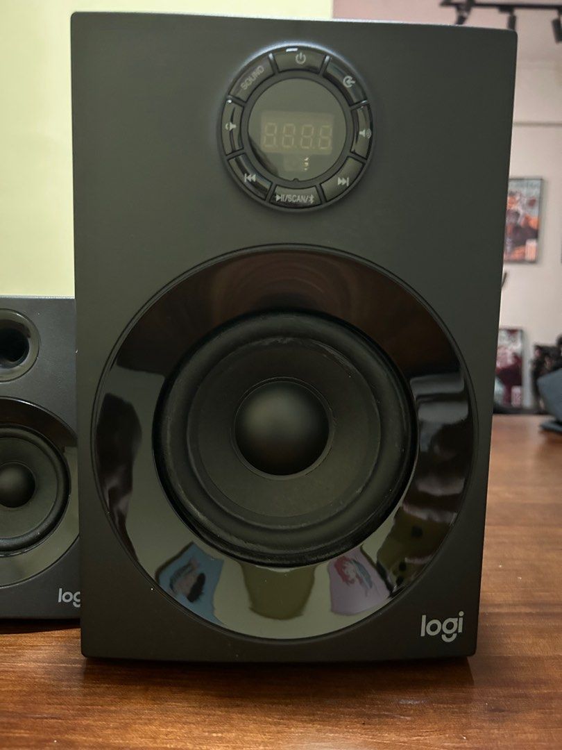 Logitech Z607 5.1 Surround Sound Speaker System With Bluetooth & FM ...