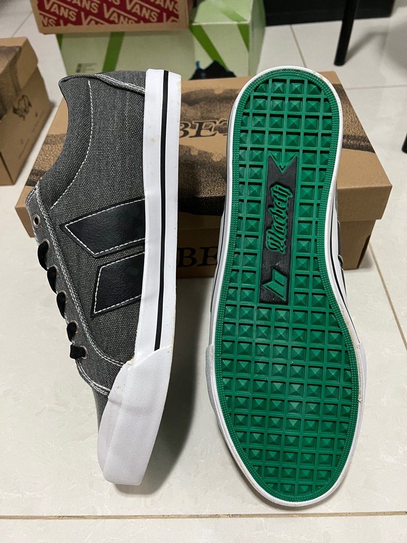 Macbeth Eliot, Men's Fashion, Footwear, Sneakers on Carousell